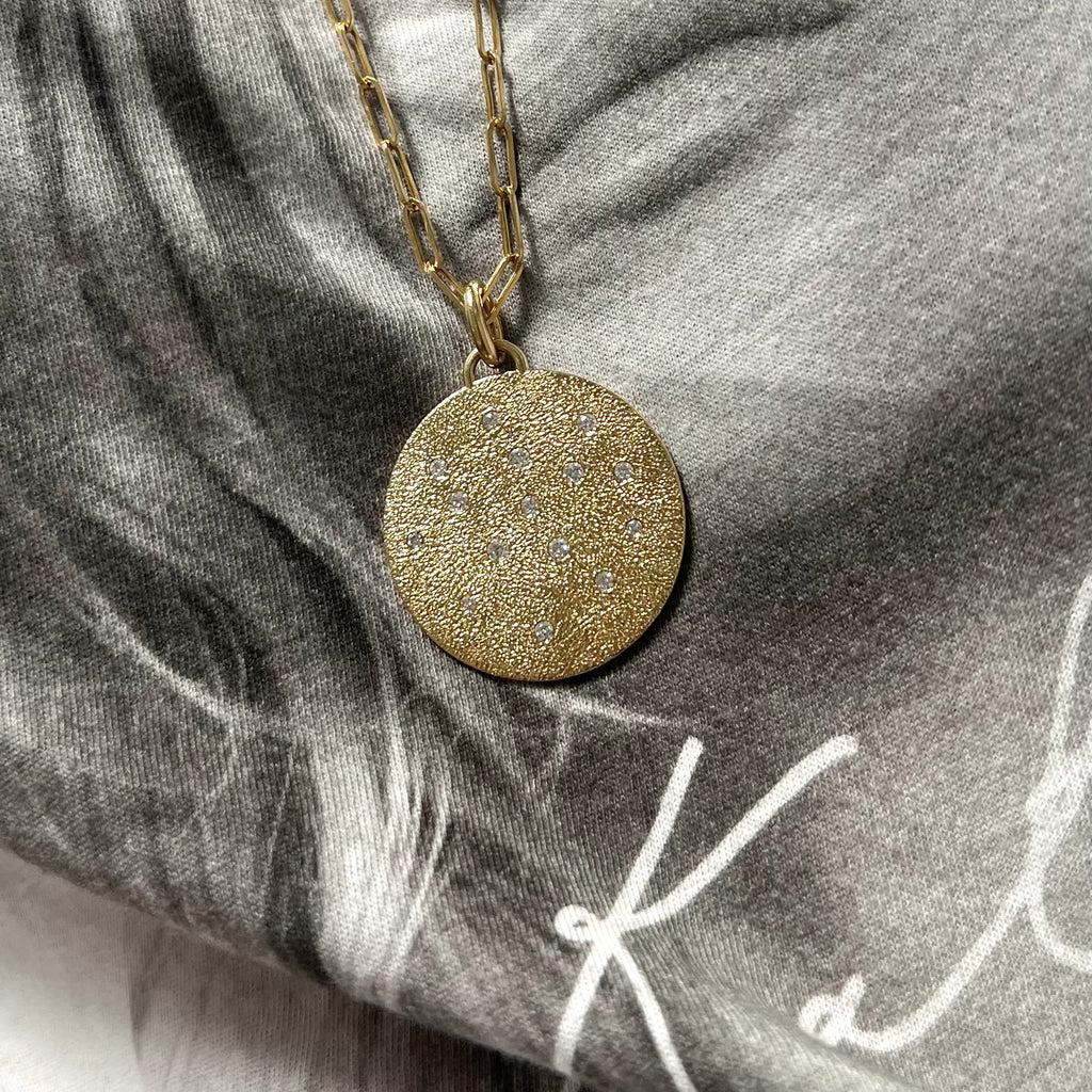 AURELIA – Imperfect Grace